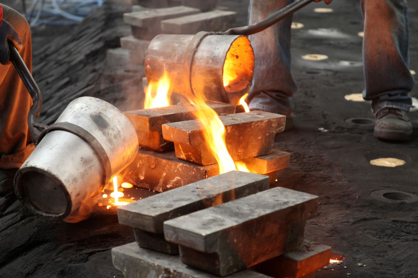 Spring-Loaded Gate Valves: Uses, Benefits, and How it Works | The Great Web